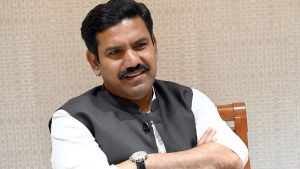 ಬಿ.ವೈ.ವಿಜಯೇಂದ್ರ ನಾಯಕತ್ವದ ವಿರುದ್ಧ ಪಕ್ಷದೊಳಗೆ ಭಾರಿ ಅಸಮಾಧಾನ - Eesanje